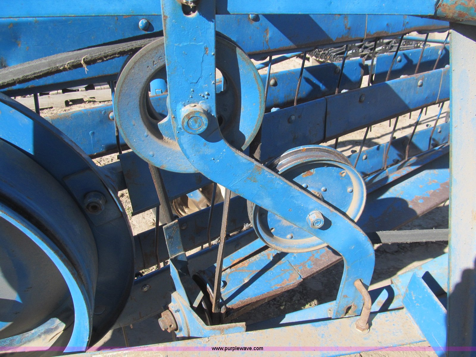 Ford 503 hay rake in Kinsley, KS | Item H9445 sold | Purple Wave