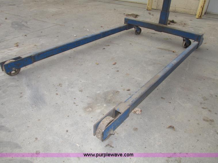 Blue Bird 1,200 lbs knock down engine hoist in Beatrice, NE | Item ...