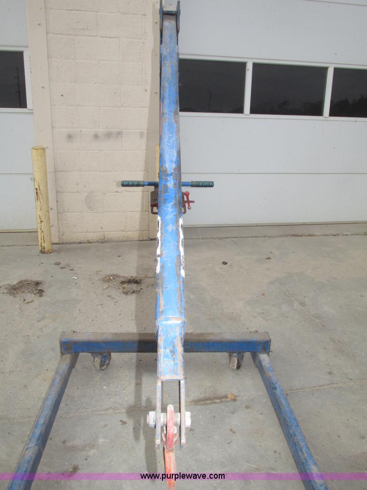 Blue Bird 1,200 lbs knock down engine hoist in Beatrice, NE | Item ...