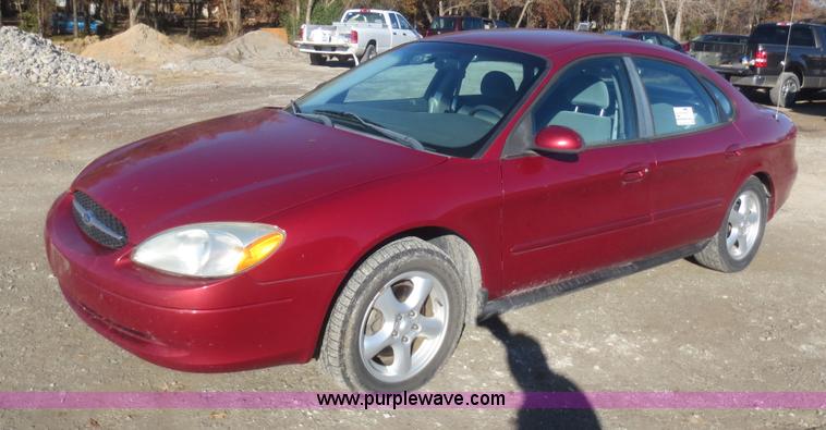 2003 Ford Taurus SE in Pittsburg, KS | Item I2151 sold | Purple Wave