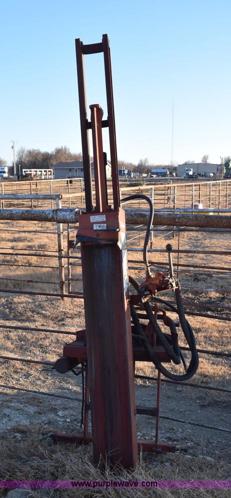 Shaver HD8 three point post driver in Lyons, KS | Item AY9056 sold ...