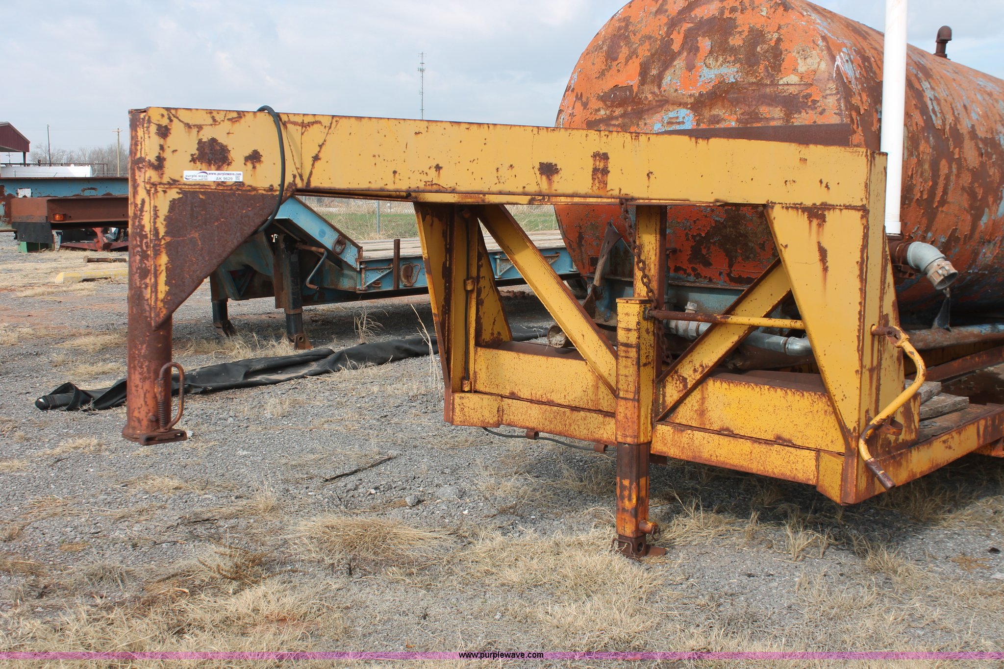 1980 Belshe T-2 triple axle gooseneck trailer in Chickasha, OK | Item ...