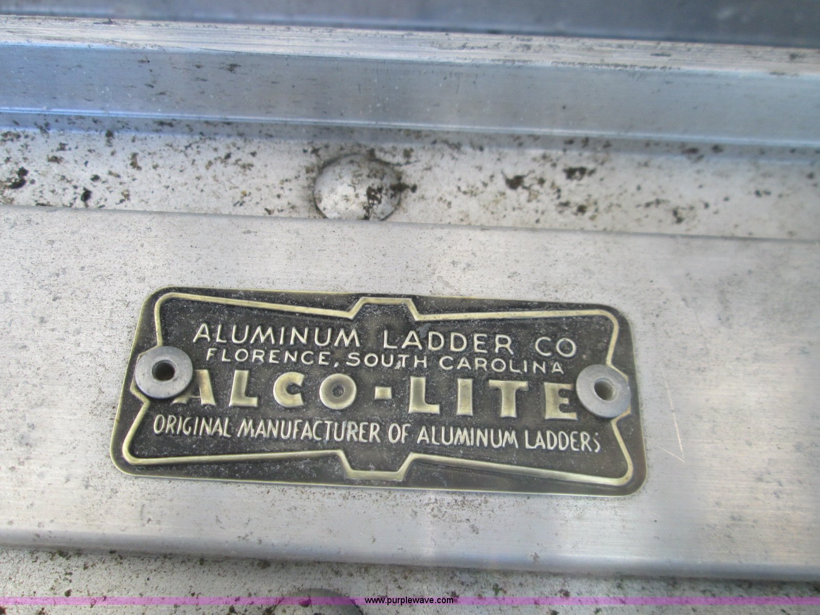 Alco-Lite aluminum ladder in North Kansas City, MO | Item Z9063 sold ...