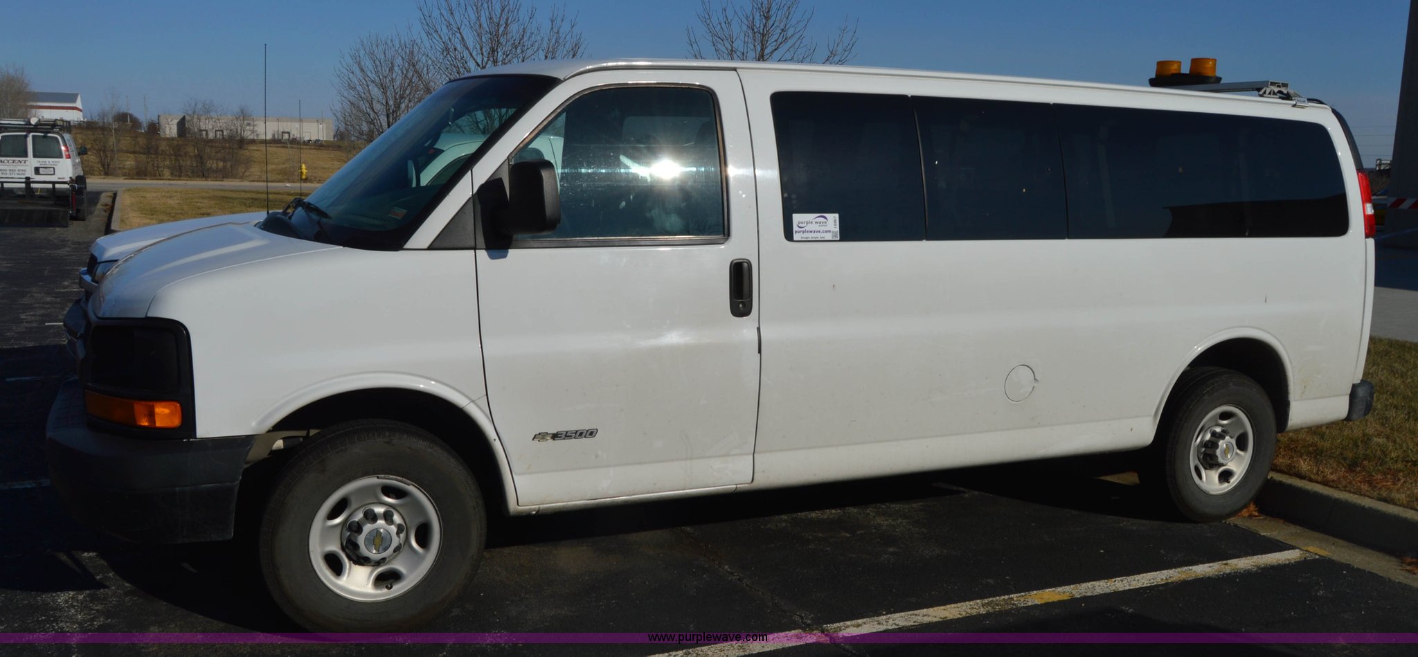 2004 Chevrolet Express 3500 Extended van in Lees Summit, MO | Item ...