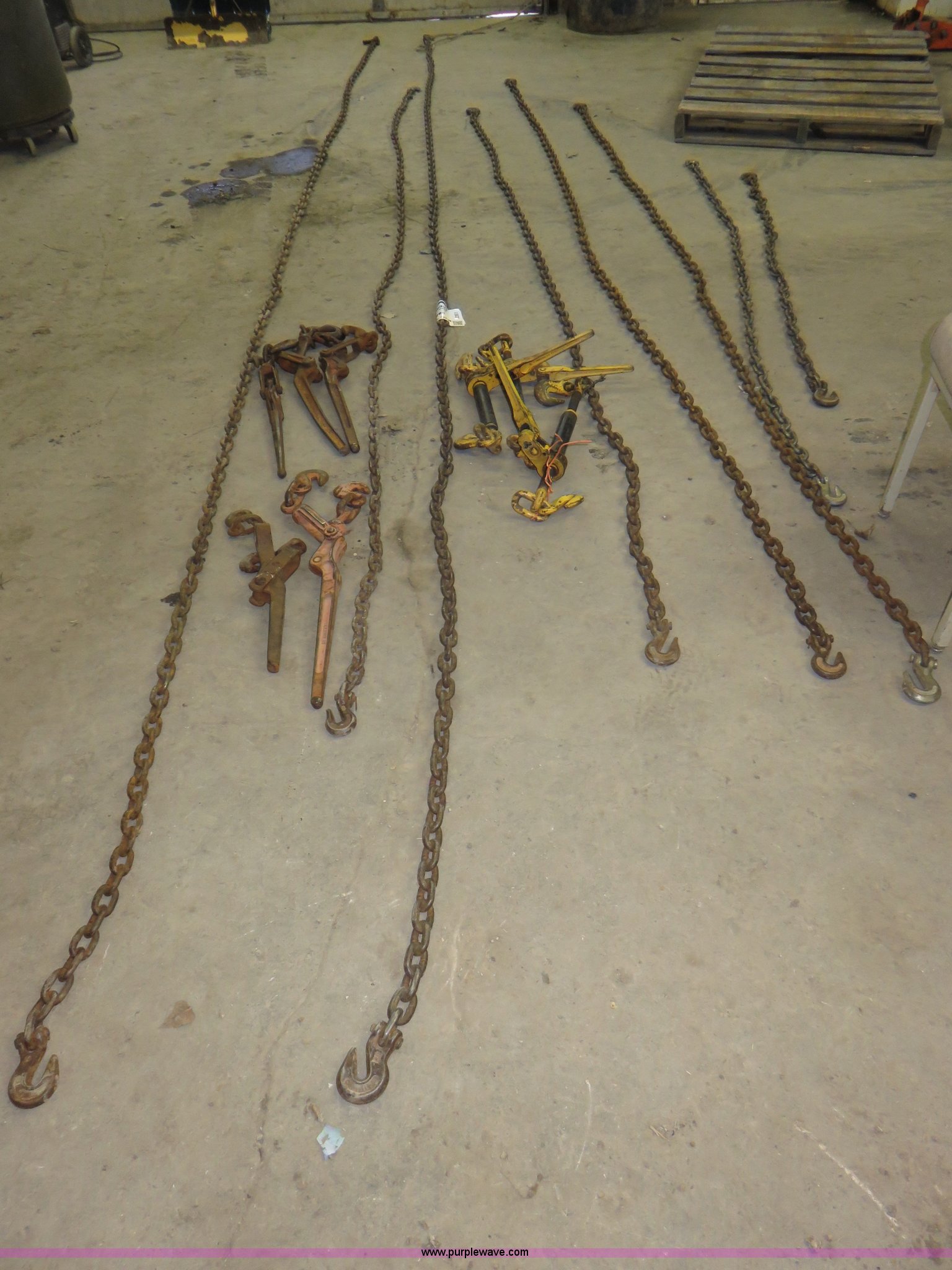 Various chains and boomers in Manhattan, KS | Item I2351 sold | Purple Wave