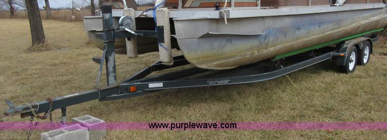 1999 Haul Rite pontoon boat trailer in Harrisonville, MO | Item AW9094 ...