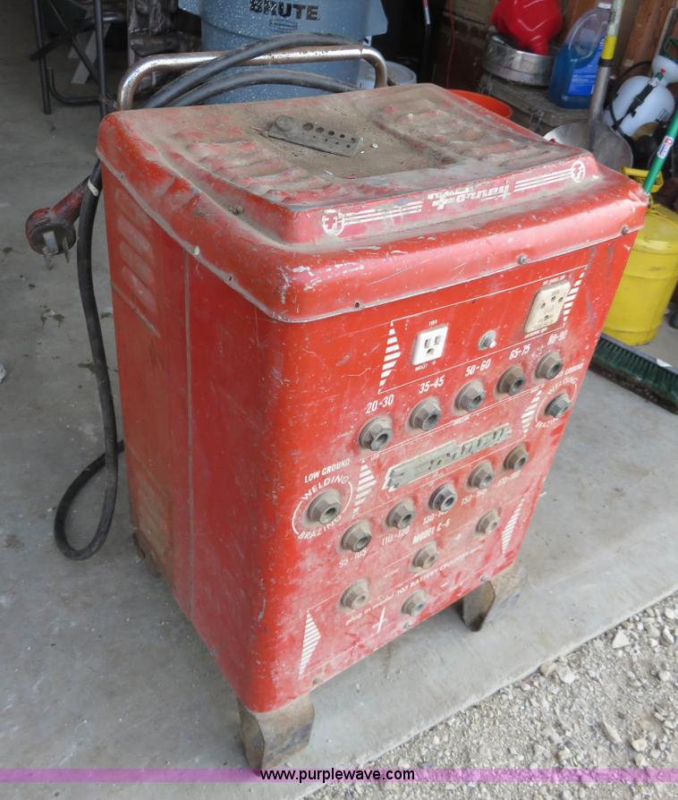 Forney C-6 arc welder in Wakarusa, KS | Item I2415 sold | Purple Wave
