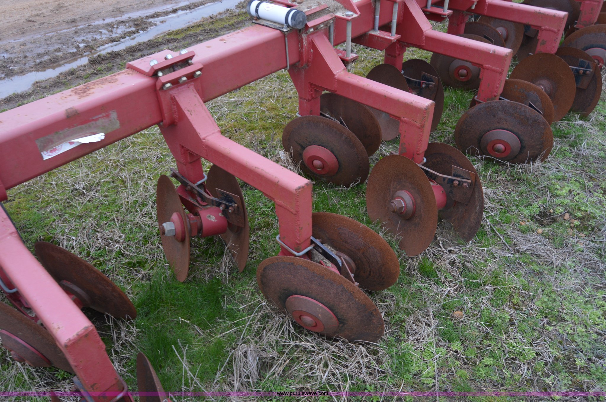 W&A 20' eight row bedder in Weiner, AR | Item I6860 sold | Purple Wave