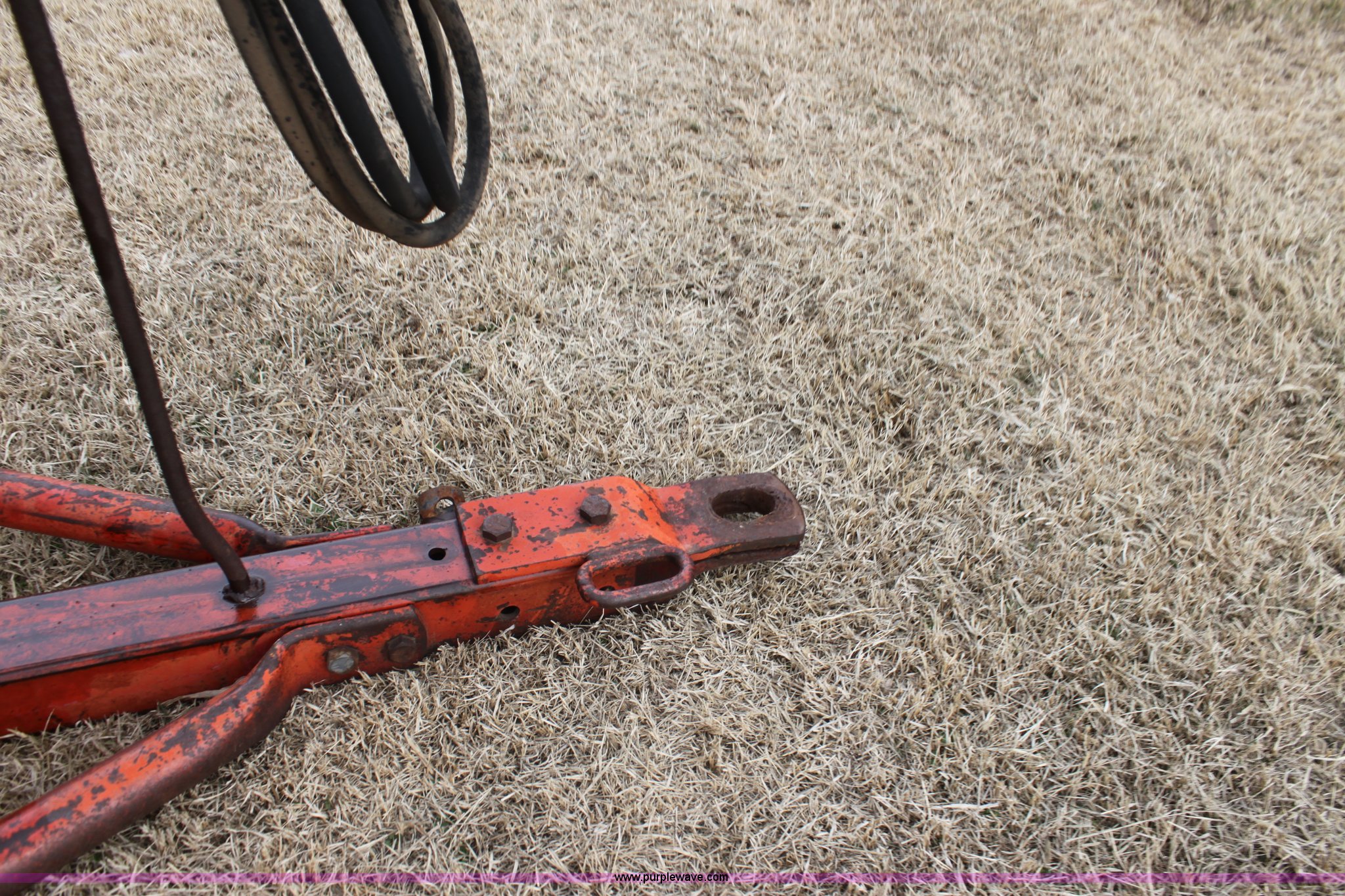 35' mulch treader in Cunningham, KS | Item L6531 sold | Purple Wave