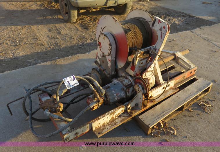 Tulsa LP15 winch in Lansing, KS | Item I2419 sold | Purple Wave