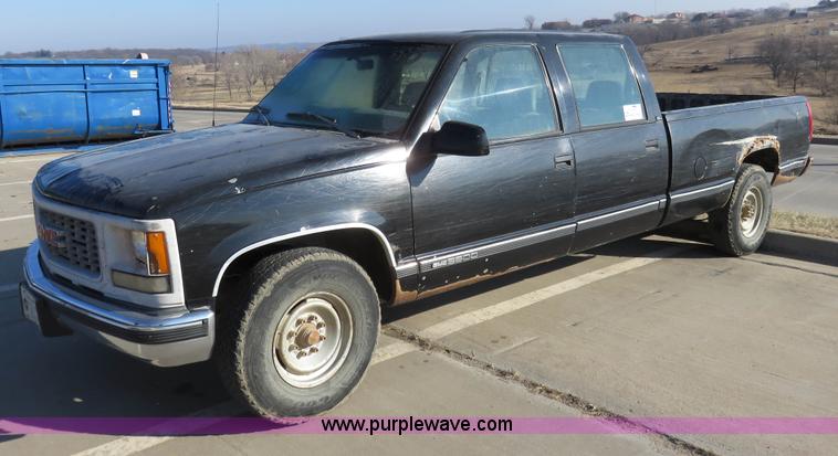 1997 GMC Sierra 3500 Crew Cab pickup truck in Lansing, KS | Item K7069 ...