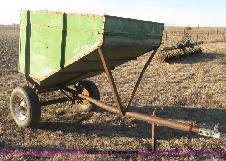 Shop built gravity flow feed dolly in Rock, KS | Item K2775 sold ...