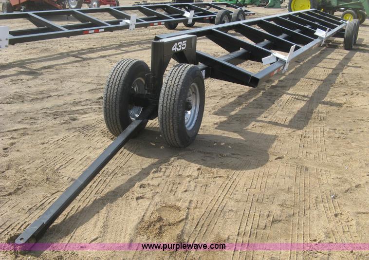 Header trailer in Kinsley, KS | Item K2906 sold | Purple Wave