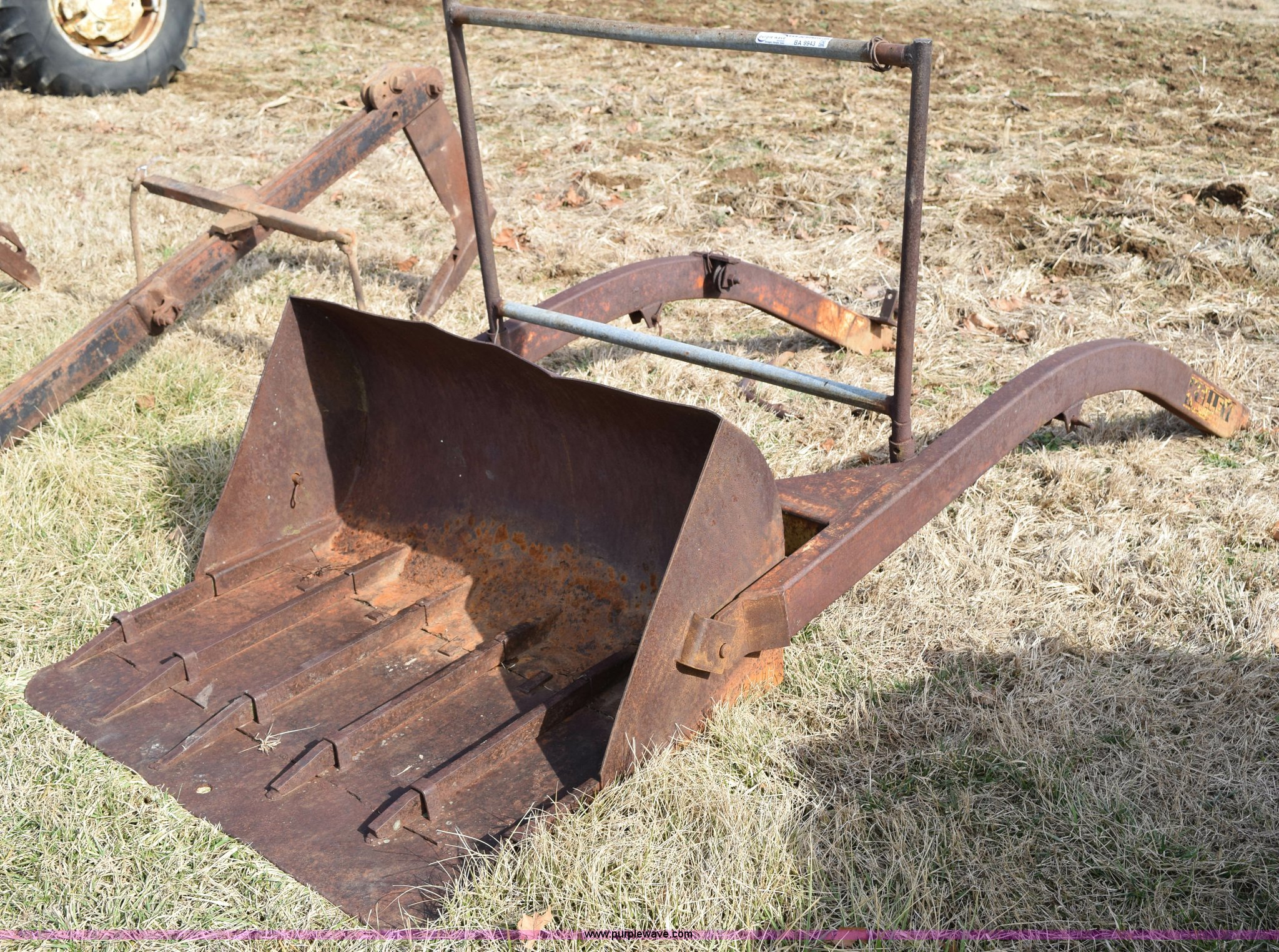 Kelly front end loader in Riddleton, TN | Item BA9943 sold | Purple Wave