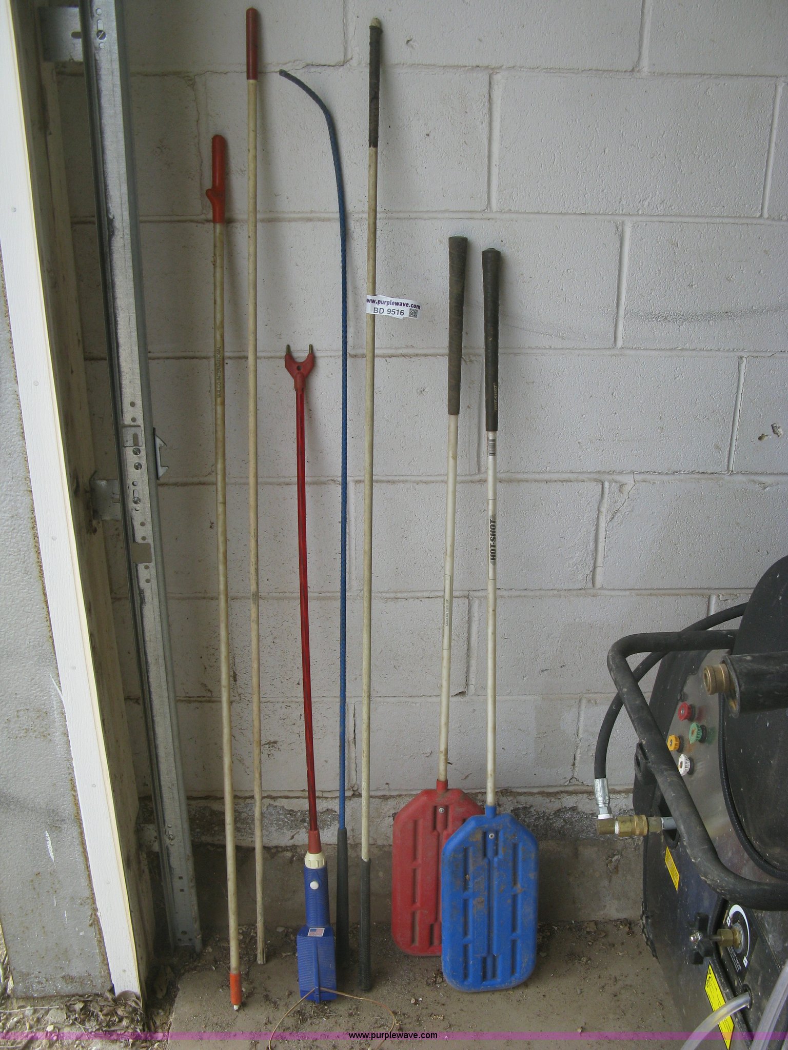 (7) assorted sorting sticks in Lyons, KS | Item BD9516 sold | Purple Wave