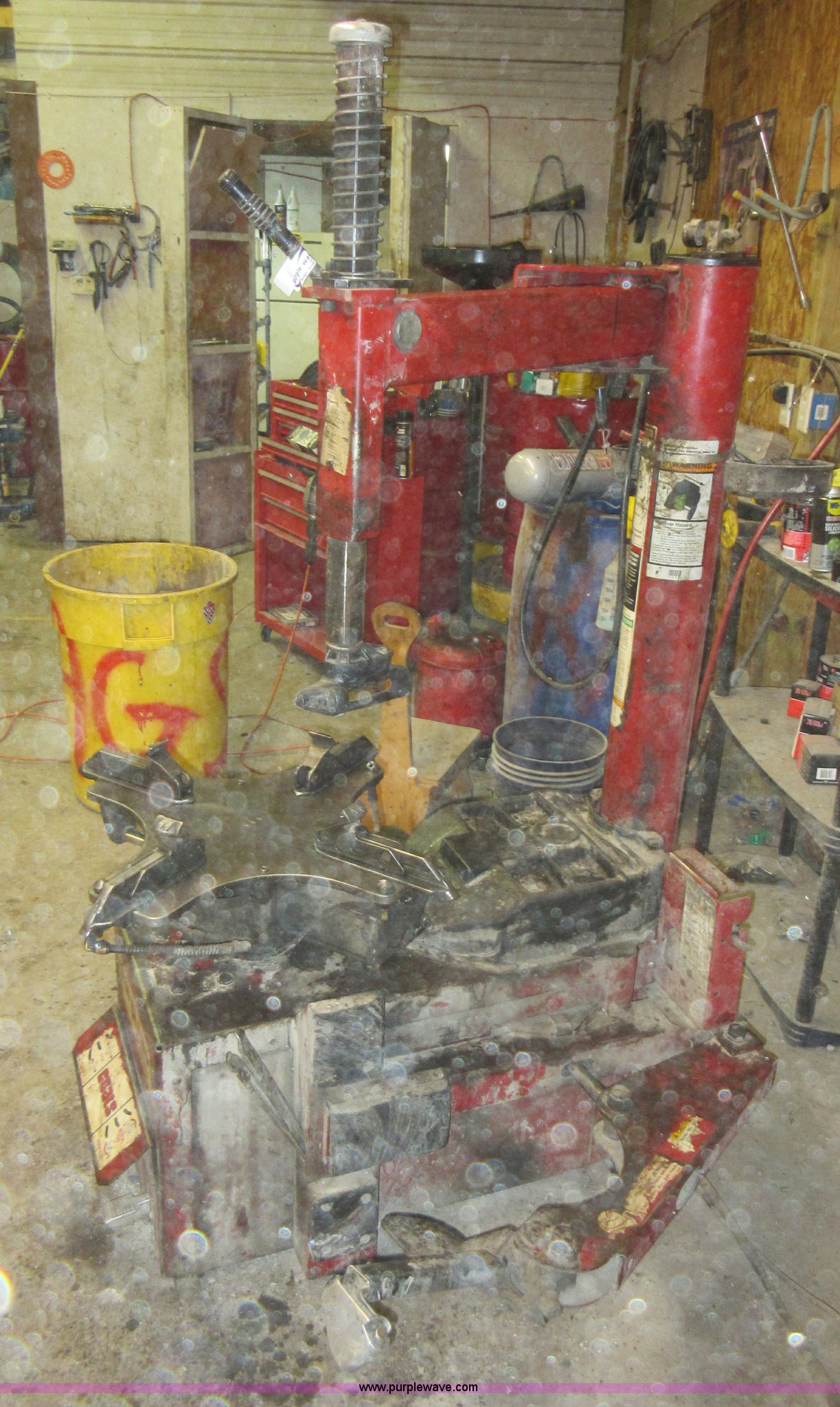 Coats 5060EX rim clamp tire machine in Cleveland, MO | Item AW9077 sold ...