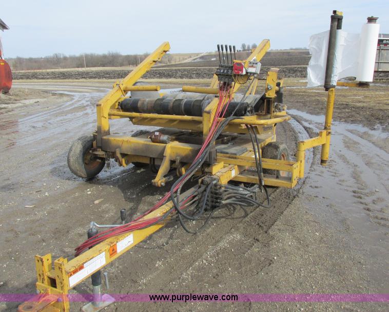 Vermeer SW25-FL bale wrapper in Bosworth, MO | Item K2037 sold | Purple ...