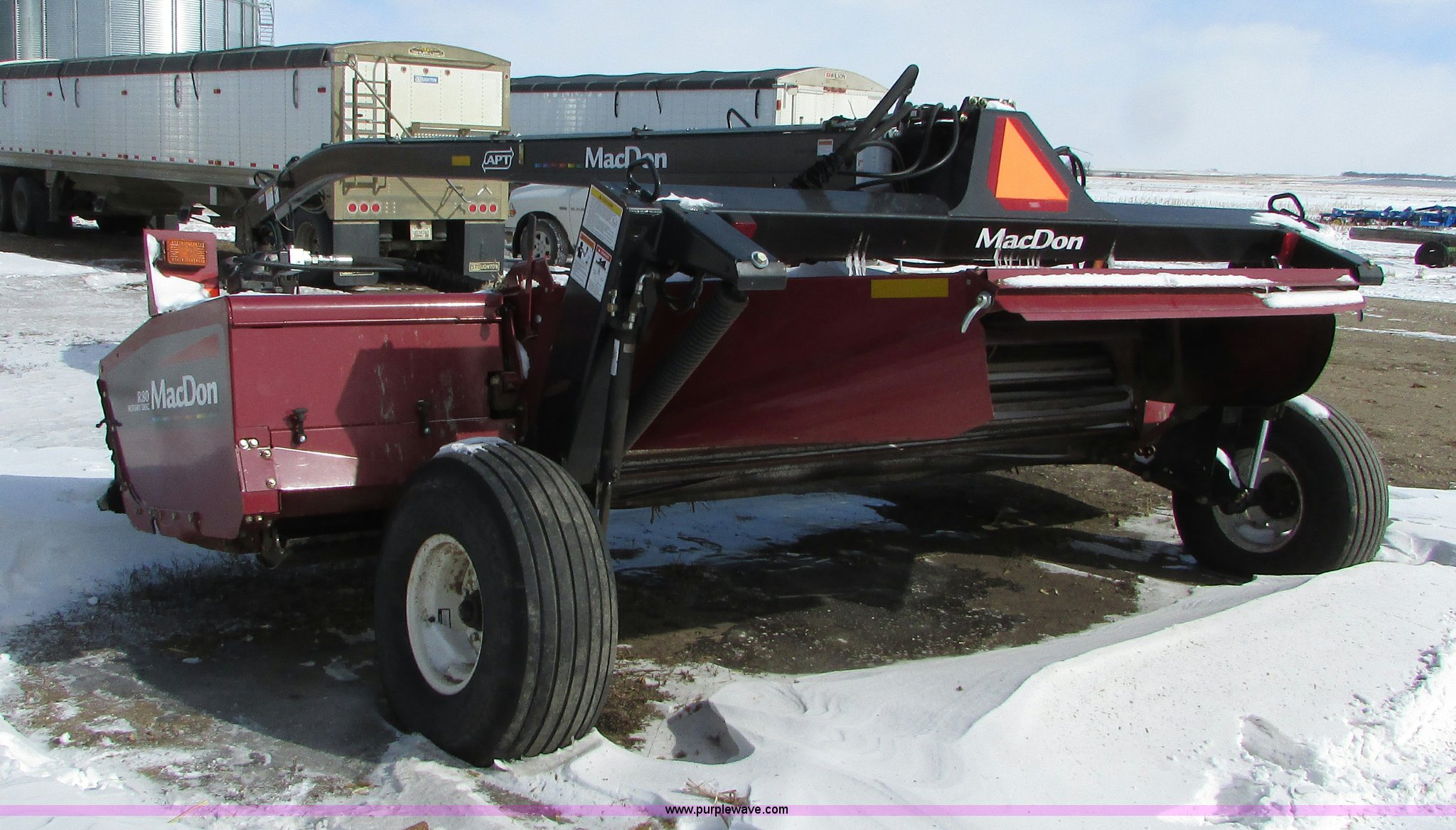 2009 MacDon R80 Rotary Disc mower conditioner in Raymond, SD | Item ...