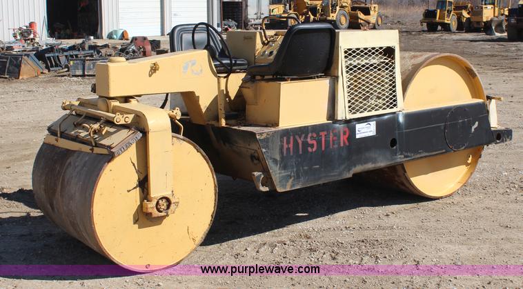 Hyster C330A smooth drum roller in Lansing, KS | Item K7145 sold ...