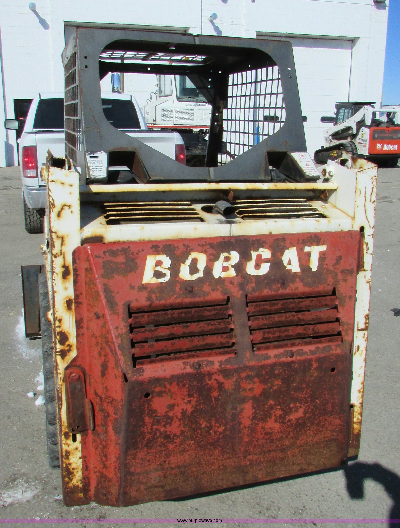 1976 Bobcat 520 skid steer in Albert Lea, MN | Item I6618 sold | Purple ...