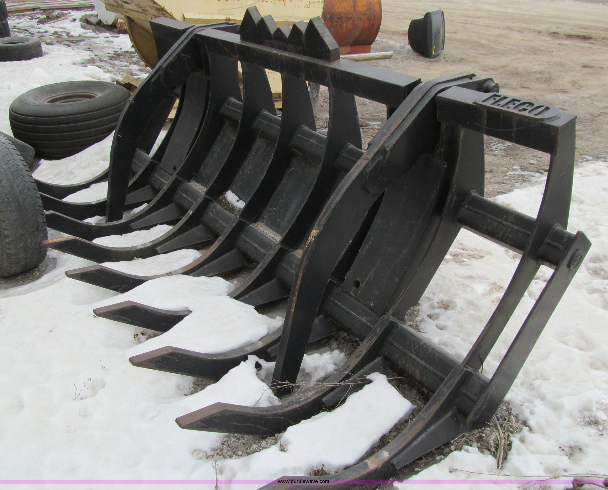 Fleco dual arm grapple rake in Harvey, IA | Item J3263 sold | Purple Wave