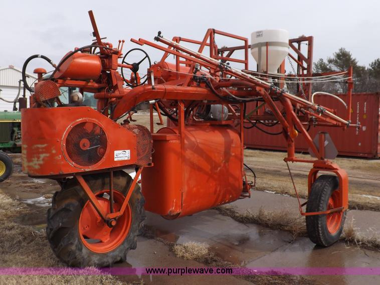 Hahn Hi-Boy H-300 self-propelled sprayer in Garden City, KS | Item ...