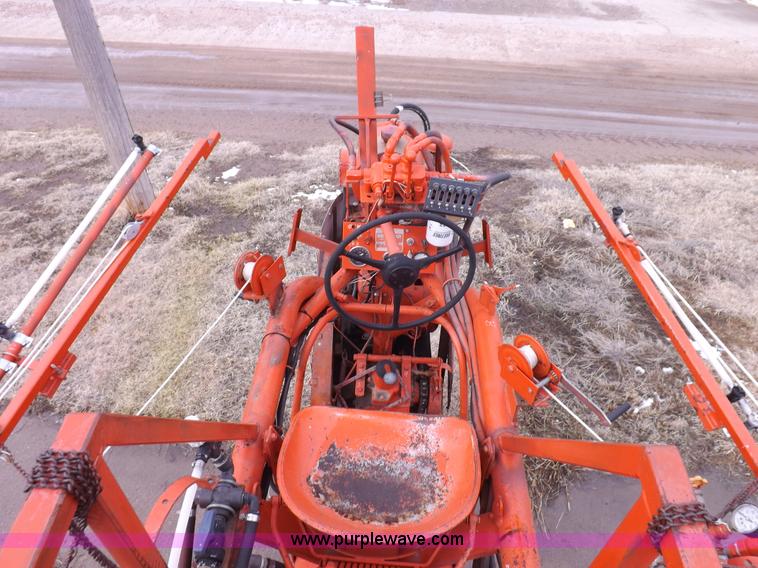 Hahn Hi-Boy H-300 self-propelled sprayer in Garden City, KS | Item ...