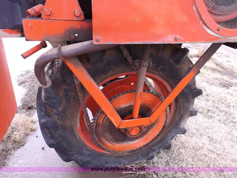 Hahn Hi-Boy H-300 self-propelled sprayer in Garden City, KS | Item ...