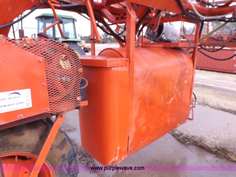 Hahn Hi-Boy H-300 self-propelled sprayer in Garden City, KS | Item ...