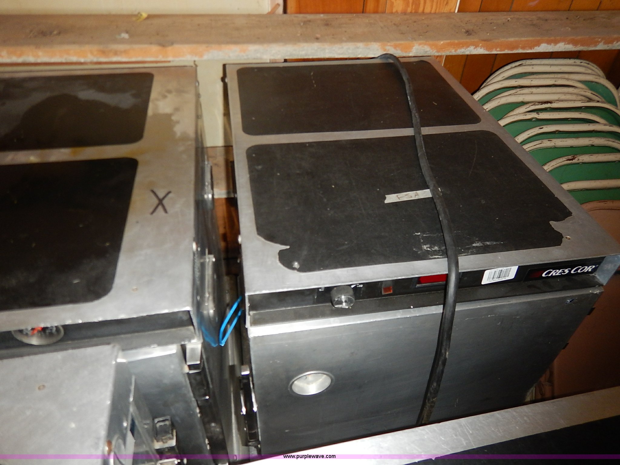 (12) Cres Cor hot boxes in Junction City, KS | Item AV9509 sold ...