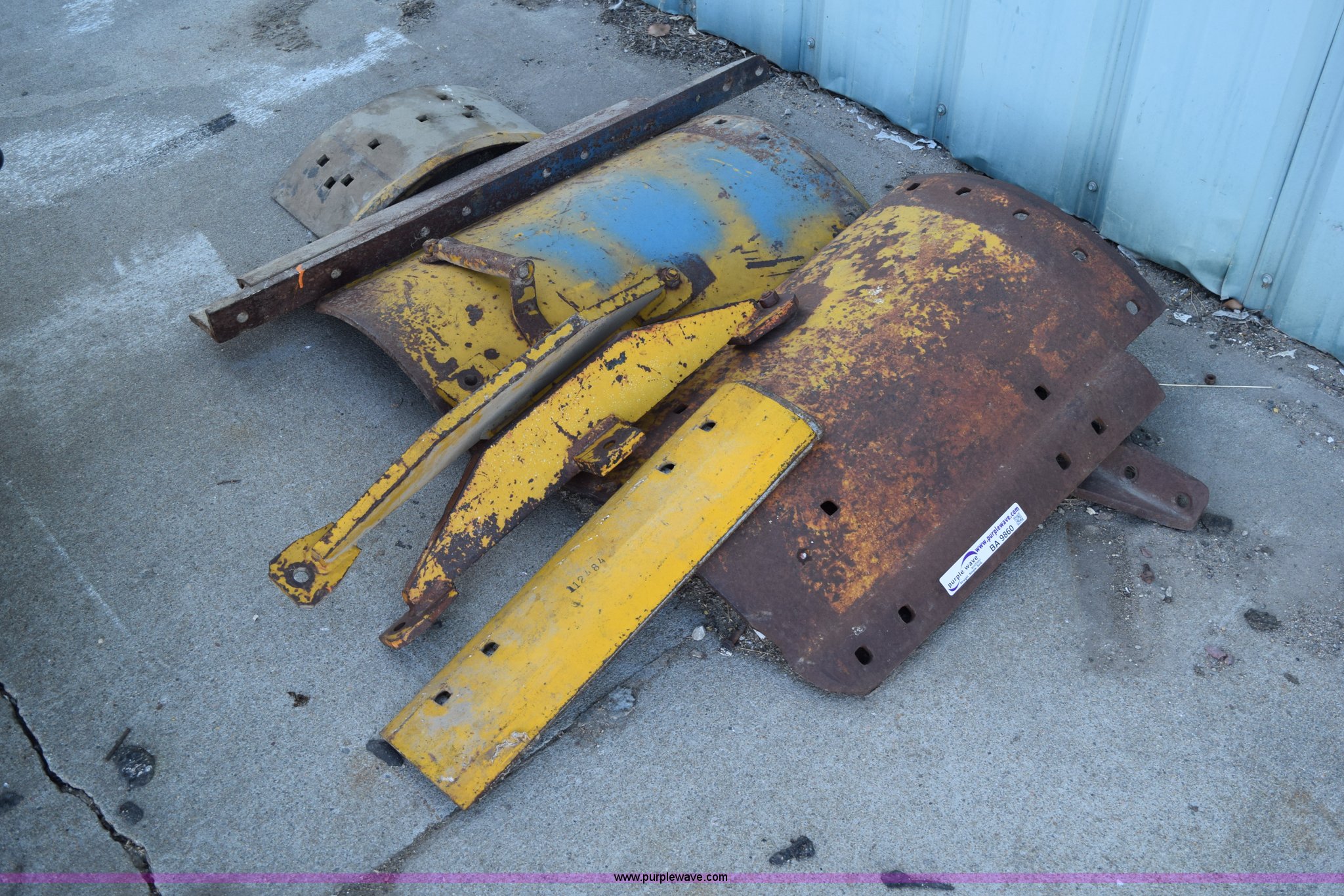 3.5'L motor grader blade extensions in Concordia, KS | Item BA9860 sold ...