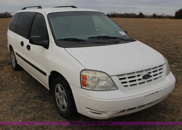 2006 Ford Freestar SE van in Rose Hill, KS | Item K2957 sold | Purple Wave