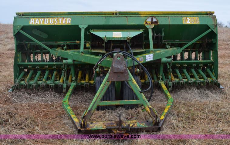 HayBuster 1206 no-till drill in Lindsborg, KS | Item K2405 sold ...