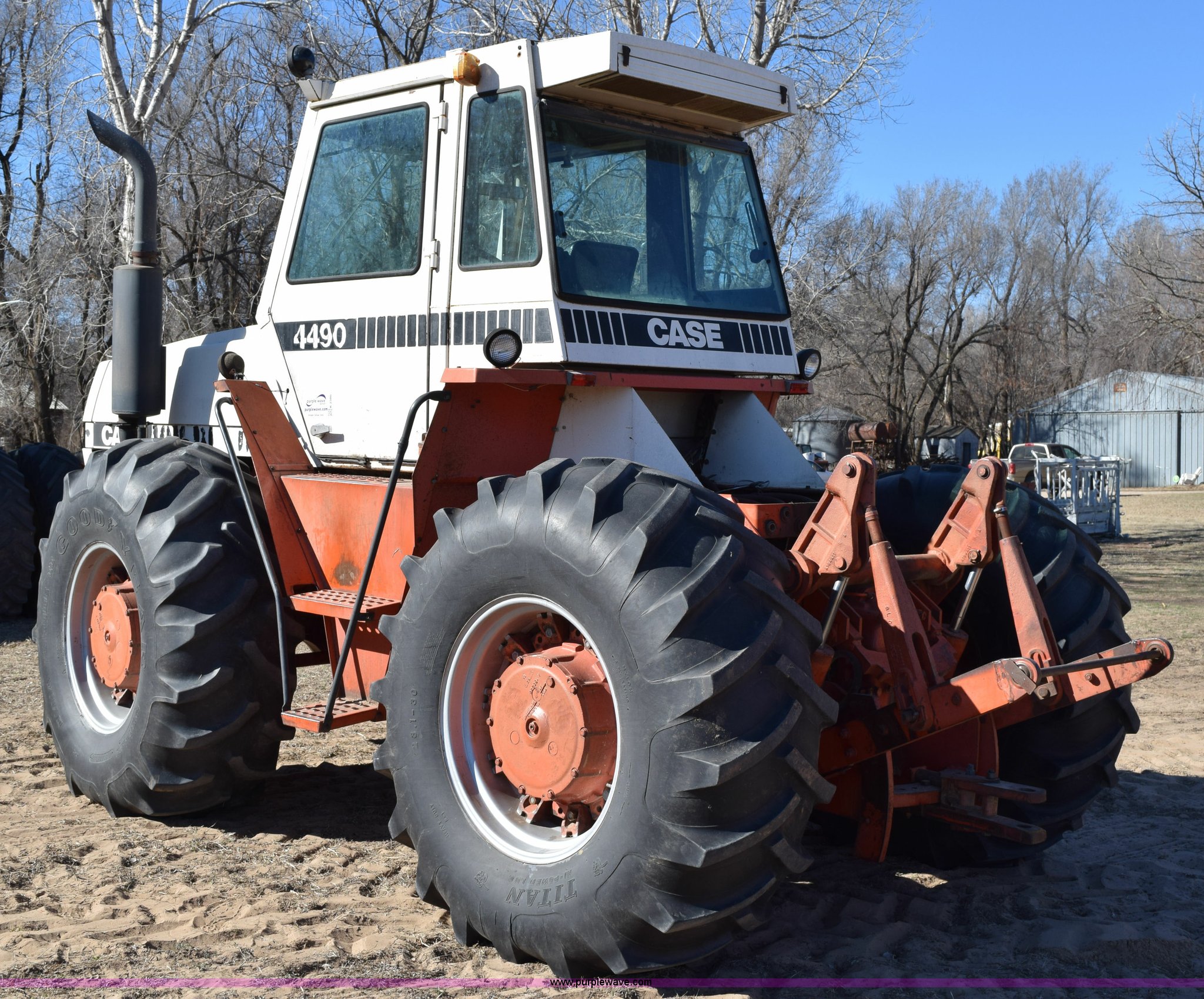 1982 Case 4490 4WD tractor in Buhler, KS | Item K2386 sold | Purple Wave