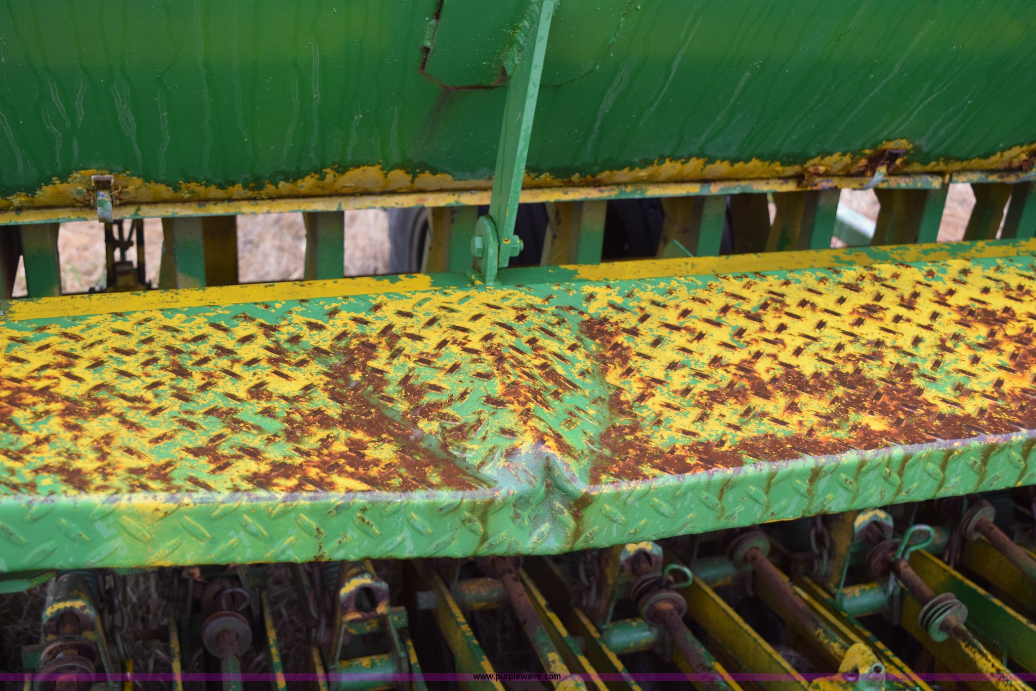 HayBuster 1206 no-till drill in Lindsborg, KS | Item K2405 sold ...