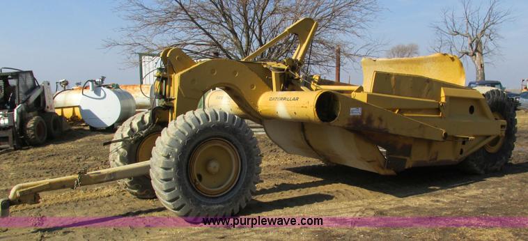 Caterpillar 70 pull type scraper in Manchester, IA | Item I4040 sold ...
