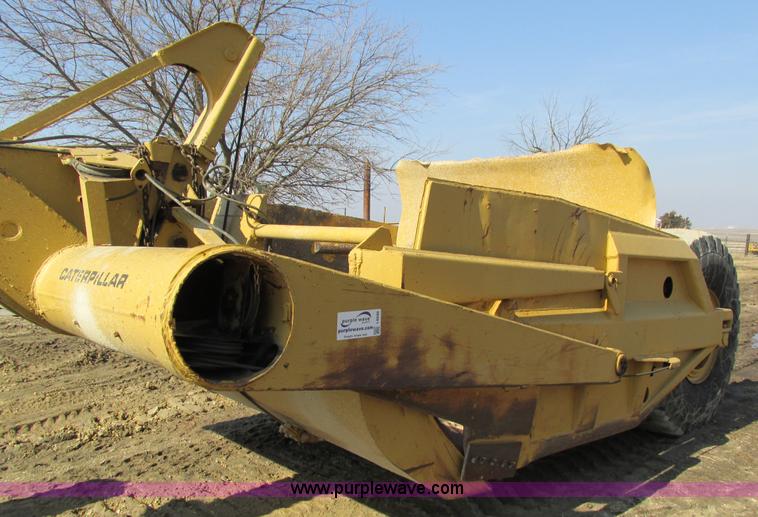 Caterpillar 70 pull type scraper in Manchester, IA | Item I4040 sold ...