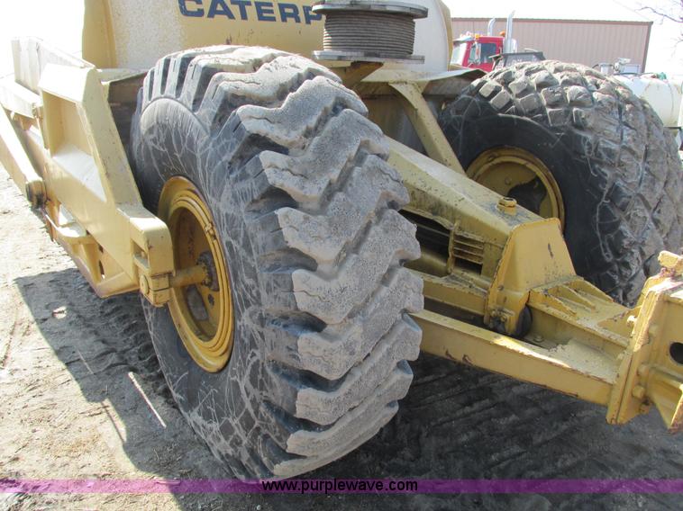 Caterpillar 70 pull type scraper in Manchester, IA | Item I4040 sold ...