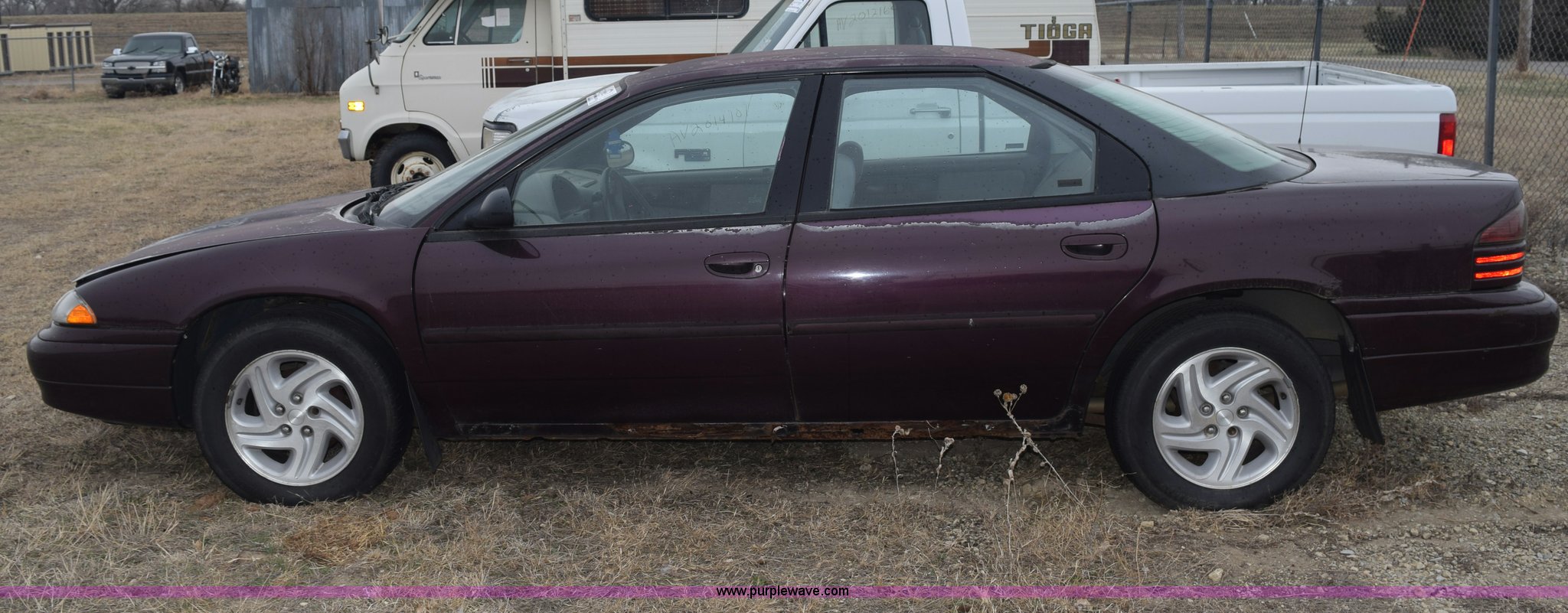 1995 Dodge Intrepid in Fort Riley, KS | Item K8924 sold | Purple Wave