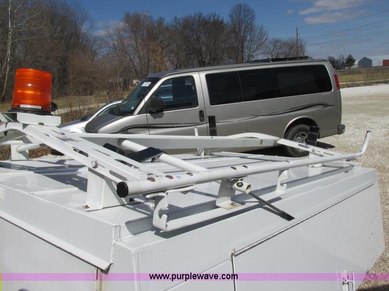 Knapheide Knap Kap utility truck topper in Winfield, MO | Item H7503 ...