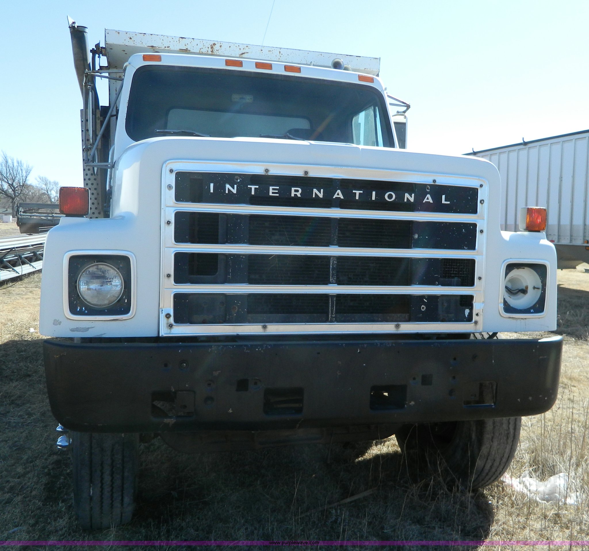 1983 International F2574 dump truck in Goodland, KS | Item K8013 sold ...