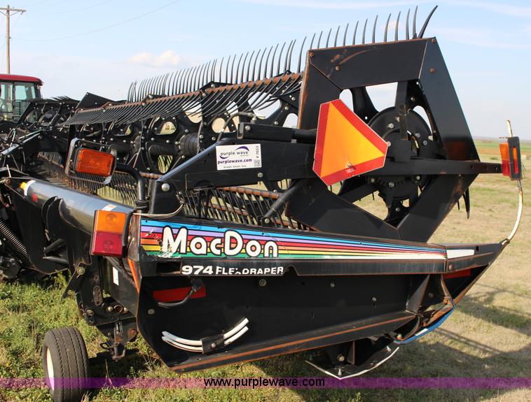 2006 MacDon 974 flex draper head in Fairview, OK | Item F7653 sold ...
