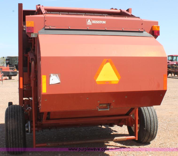 2005 Hesston 956A round baler in Altus, OK | Item H1550 sold | Purple Wave