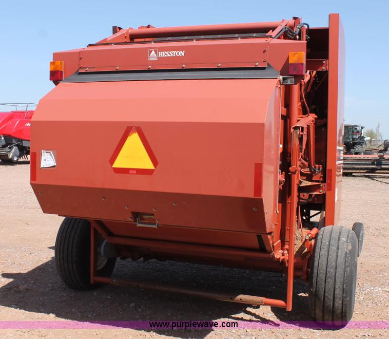 2005 Hesston 956A round baler in Altus, OK | Item H1550 sold | Purple Wave