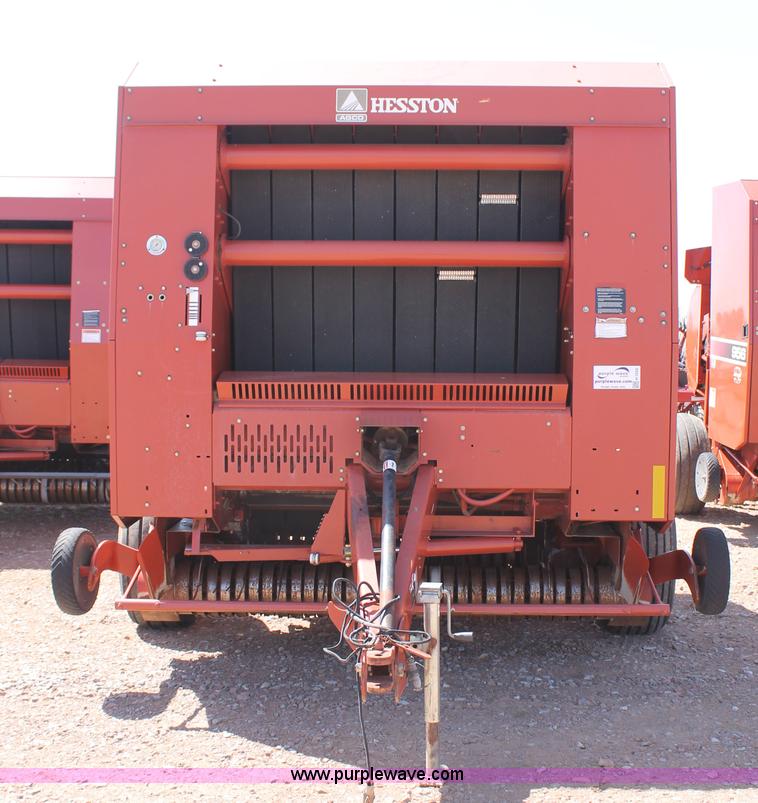 2005 Hesston 956A round baler in Altus, OK | Item H1550 sold | Purple Wave