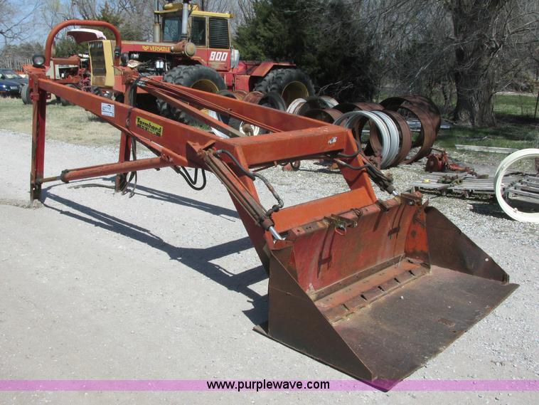 Farm Hand F11 tractor loader in Sedgwick, KS | Item J6745 sold | Purple ...