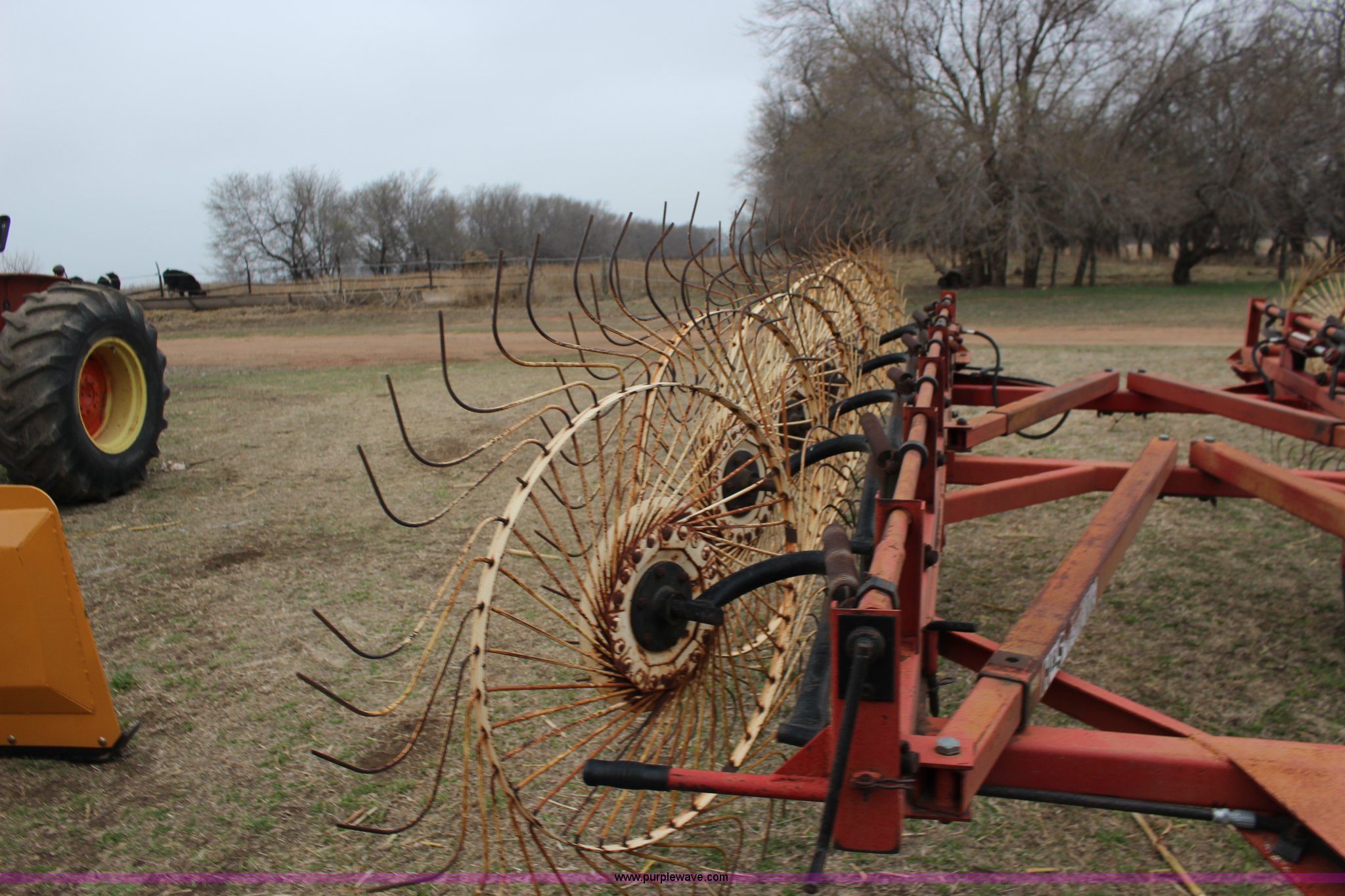 H&S bi-fold hay rake in Conway Springs, KS | Item F7574 sold | Purple Wave