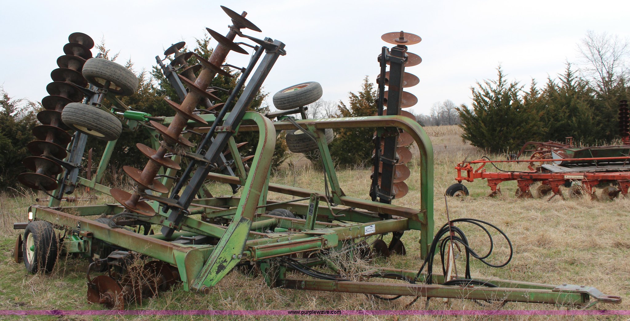 John Deere 335 disk in Baldwin City, KS | Item K8873 sold | Purple Wave