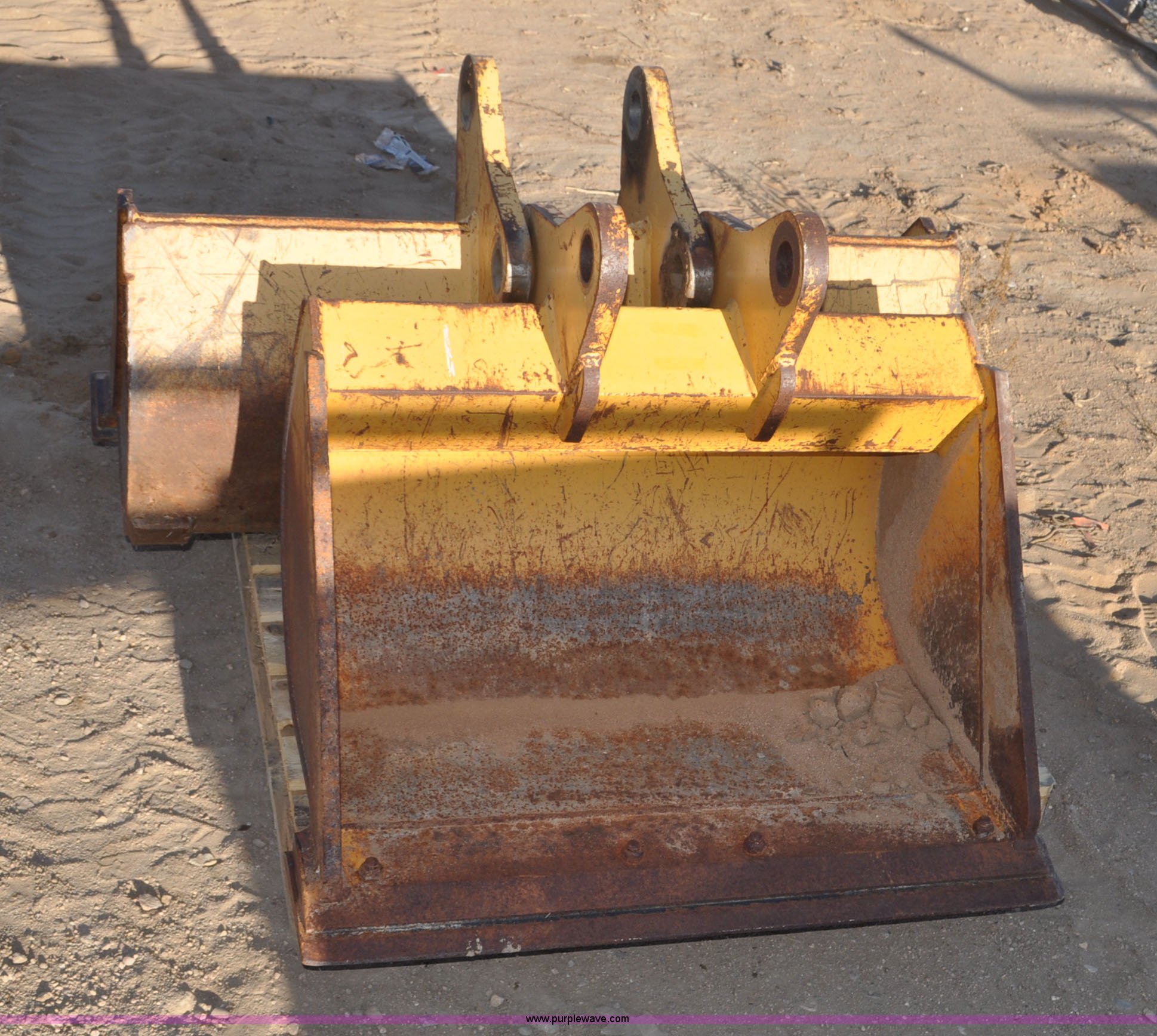 (2) backhoe buckets in Kersey, CO | Item F2388 sold | Purple Wave