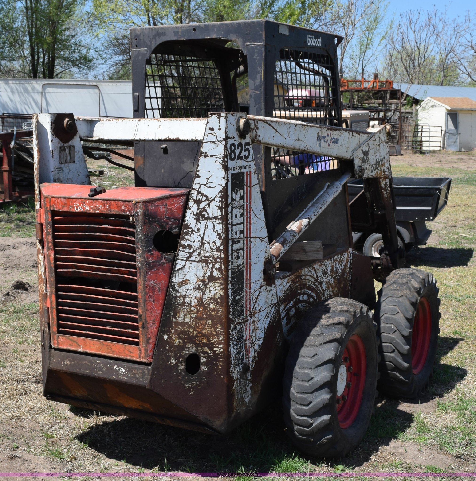 Bobcat 825 skid steer in Wichita, KS | Item H5232 sold | Purple Wave